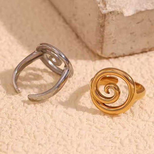 Adjustable Koru Ring "Porohita" (Gold) | FRENELLE Jewellery